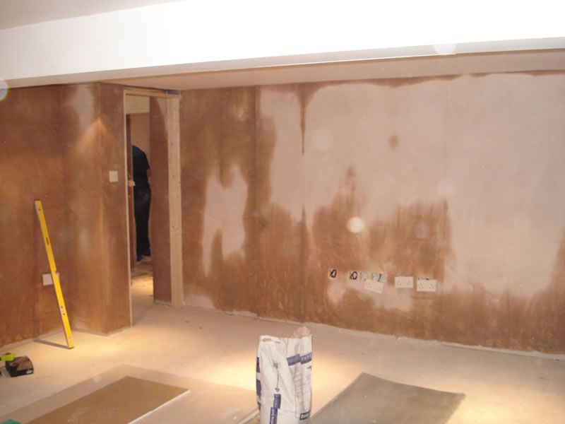 Blog - The Difference Between Waterproofing and Damp-proofing